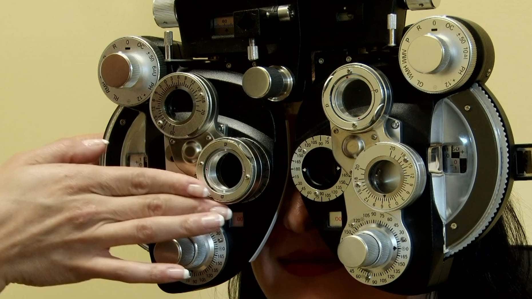 Diabetic Eye Disease with Dr. David Eichenbaum – Coffee With America