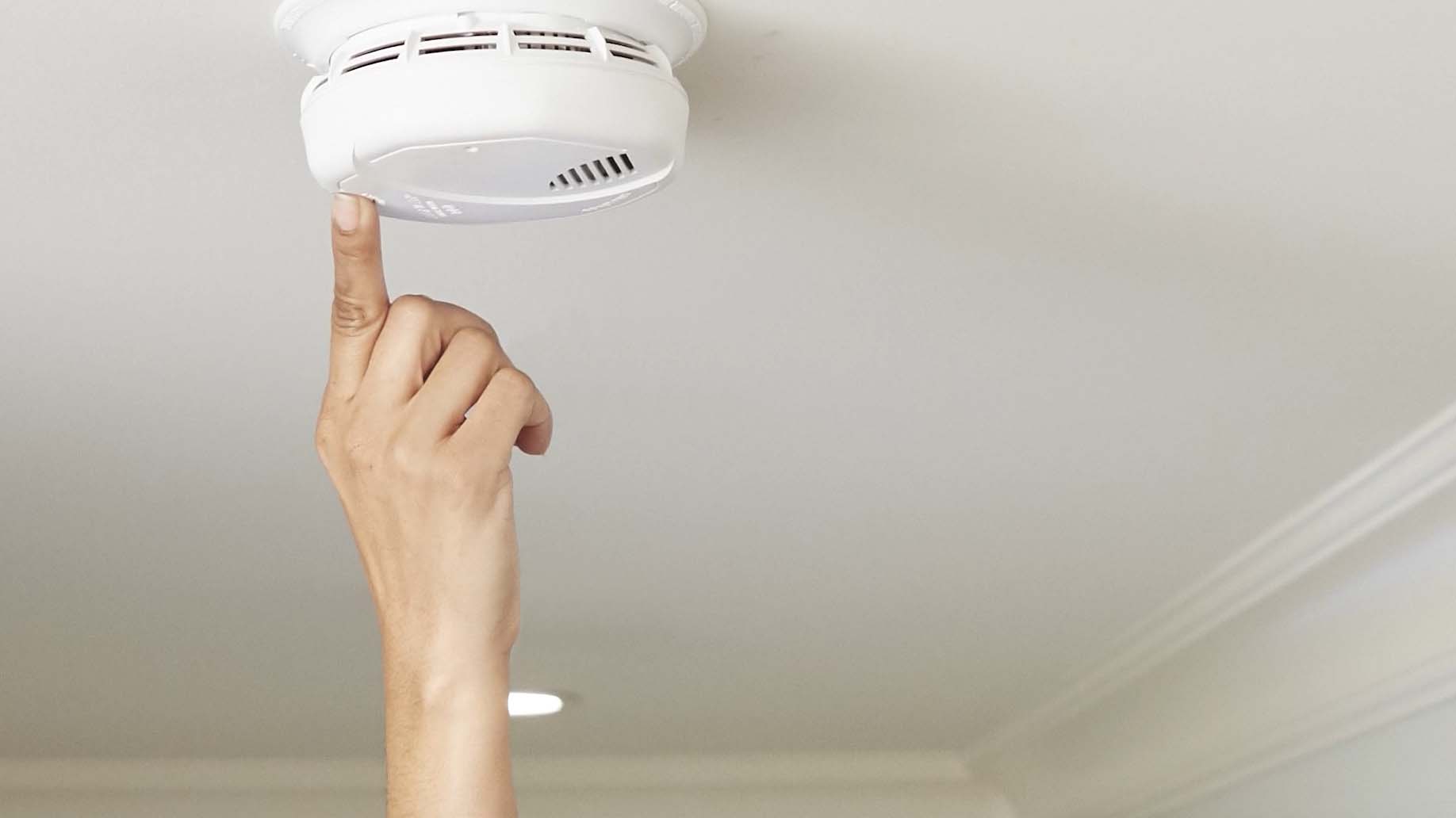 First Alert Daylight Saving Reminder – Coffee With America