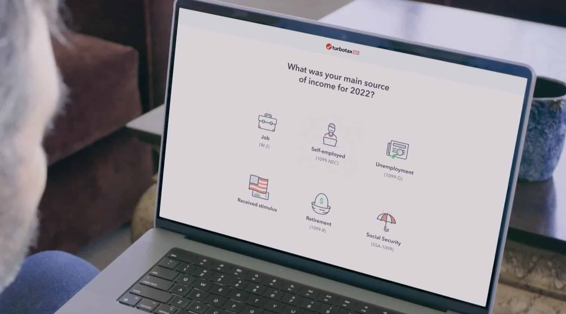 Tax Prep Tips with Lisa Greene-Lewis – Coffee With America